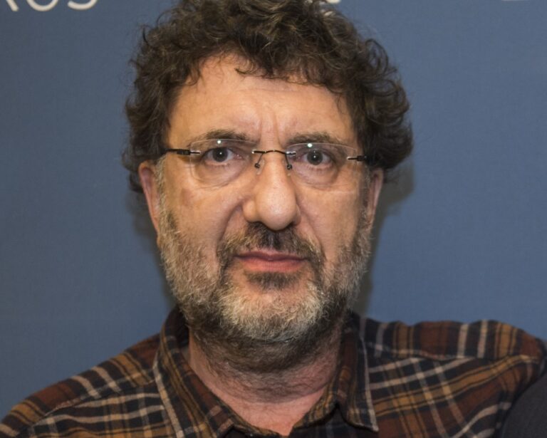La autoironía y referencialidad en las crónicas de Marcelo Maturana ...