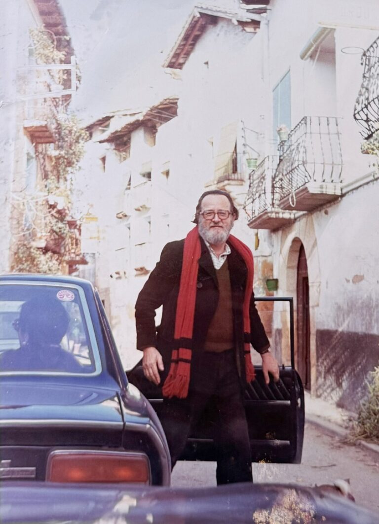 Centenario de José Donoso: una obra sin límites - por - Revista Santiago